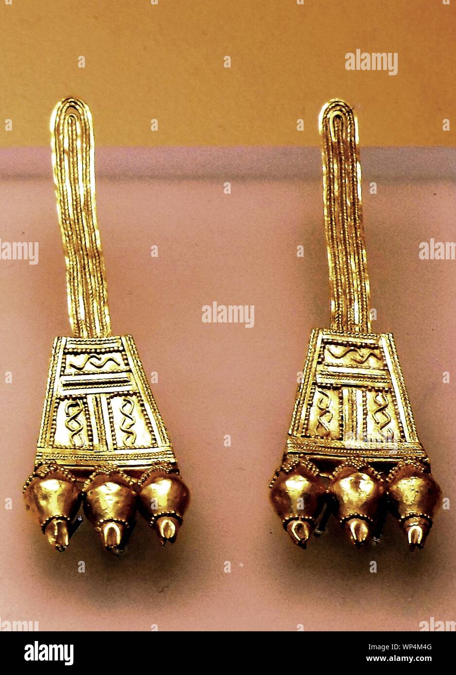 ancient, Greek, gold, stone, jewelry, history Stock Photo - Alamy