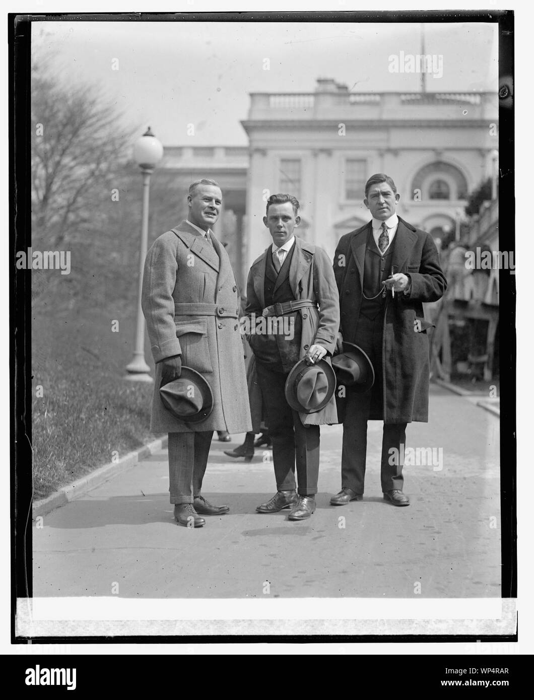Group of people alliance Black and White Stock Photos & Images - Alamy