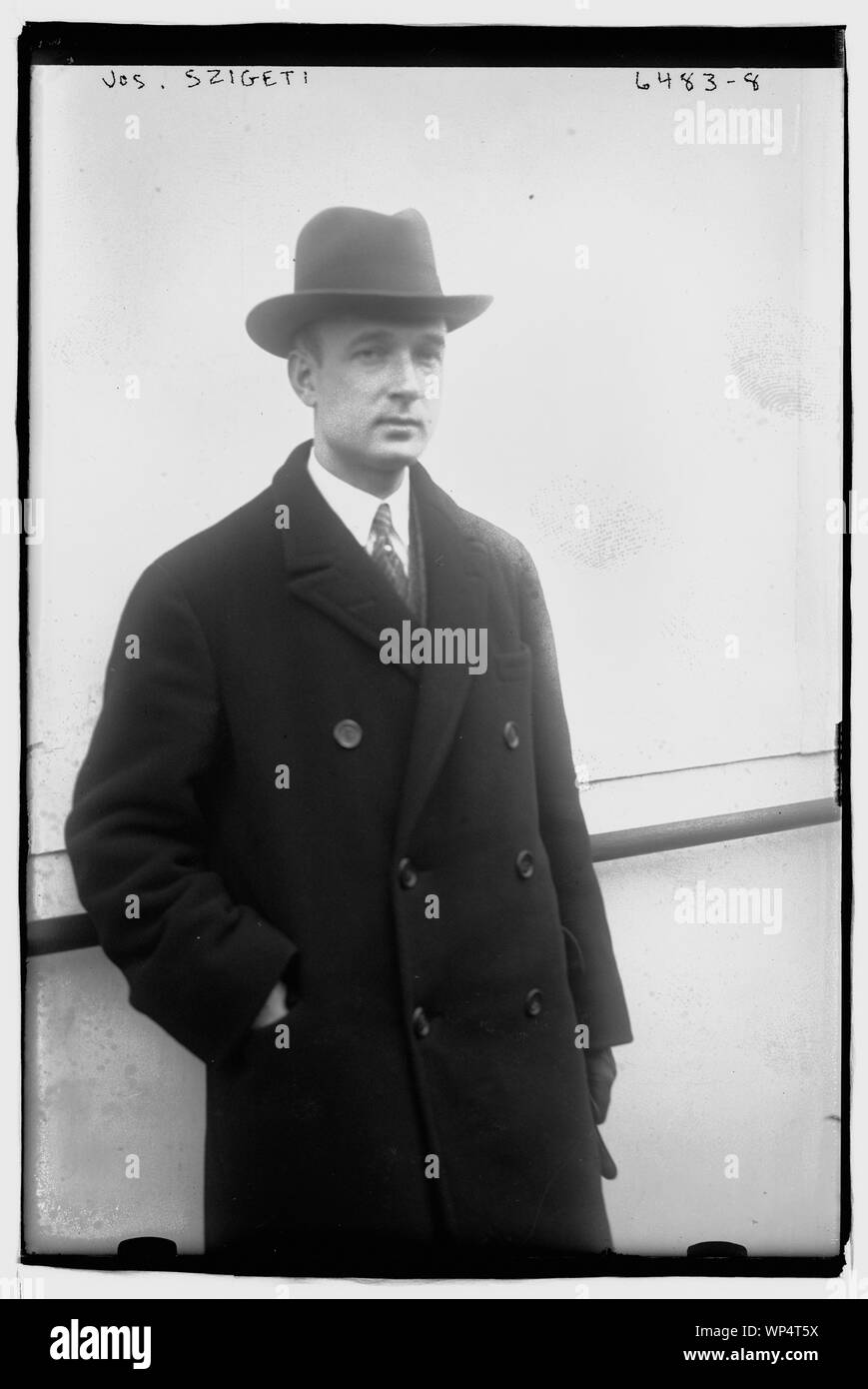 Szigeti hi-res stock photography and images - Alamy