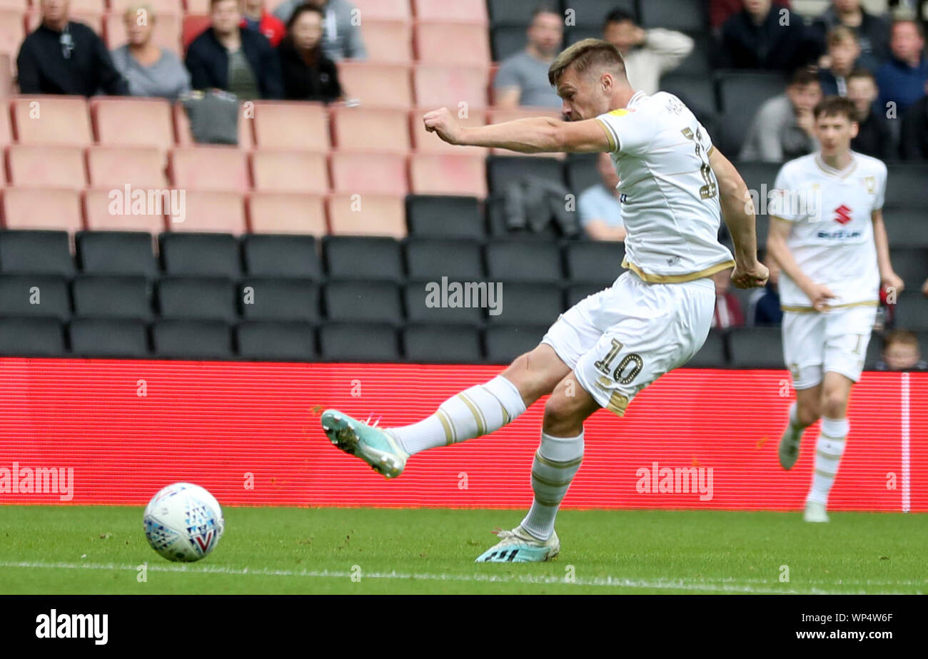 Milton keynes donss rhys healey scores hi-res stock photography and ...