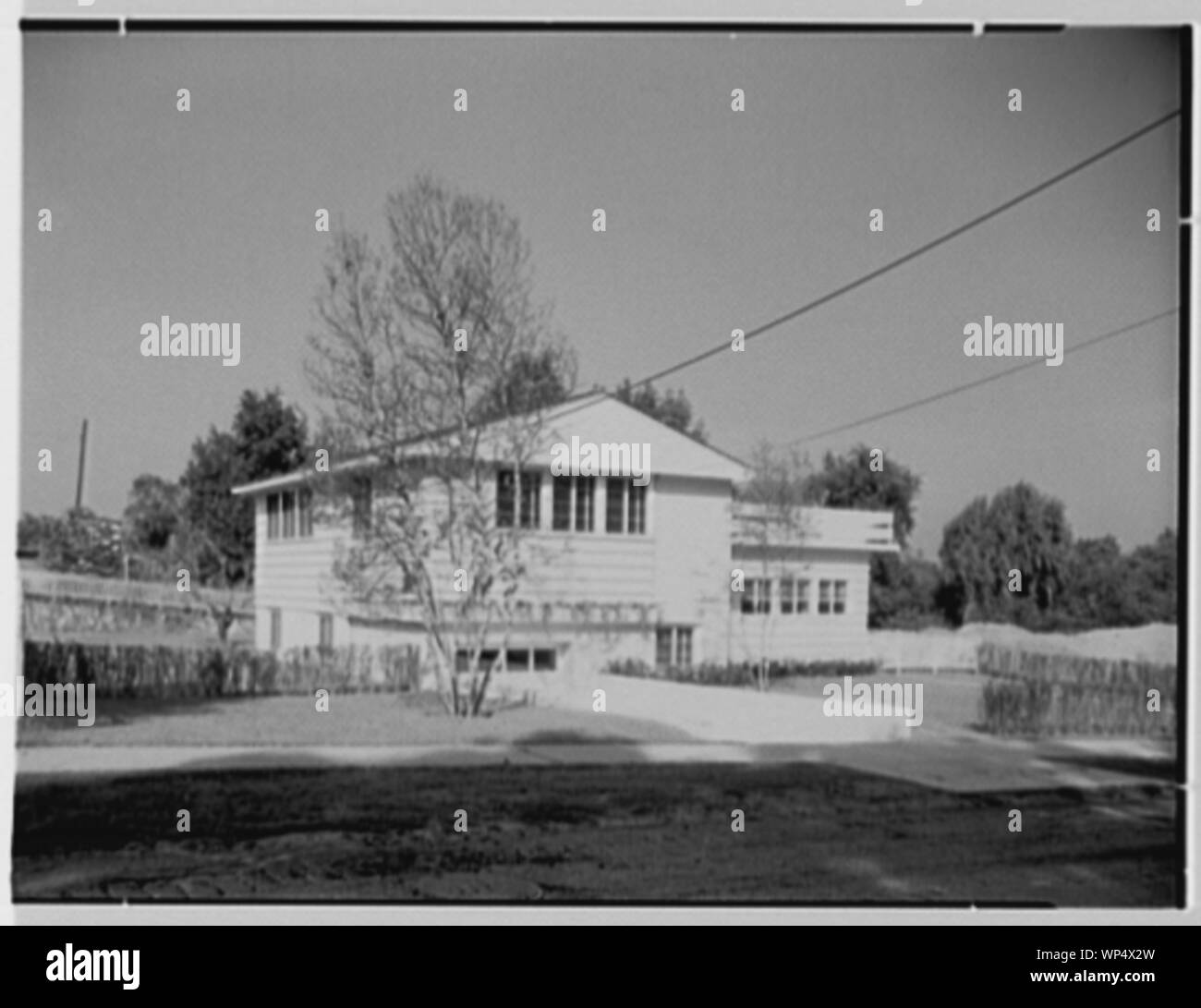Great neck estate hi-res stock photography and images - Alamy