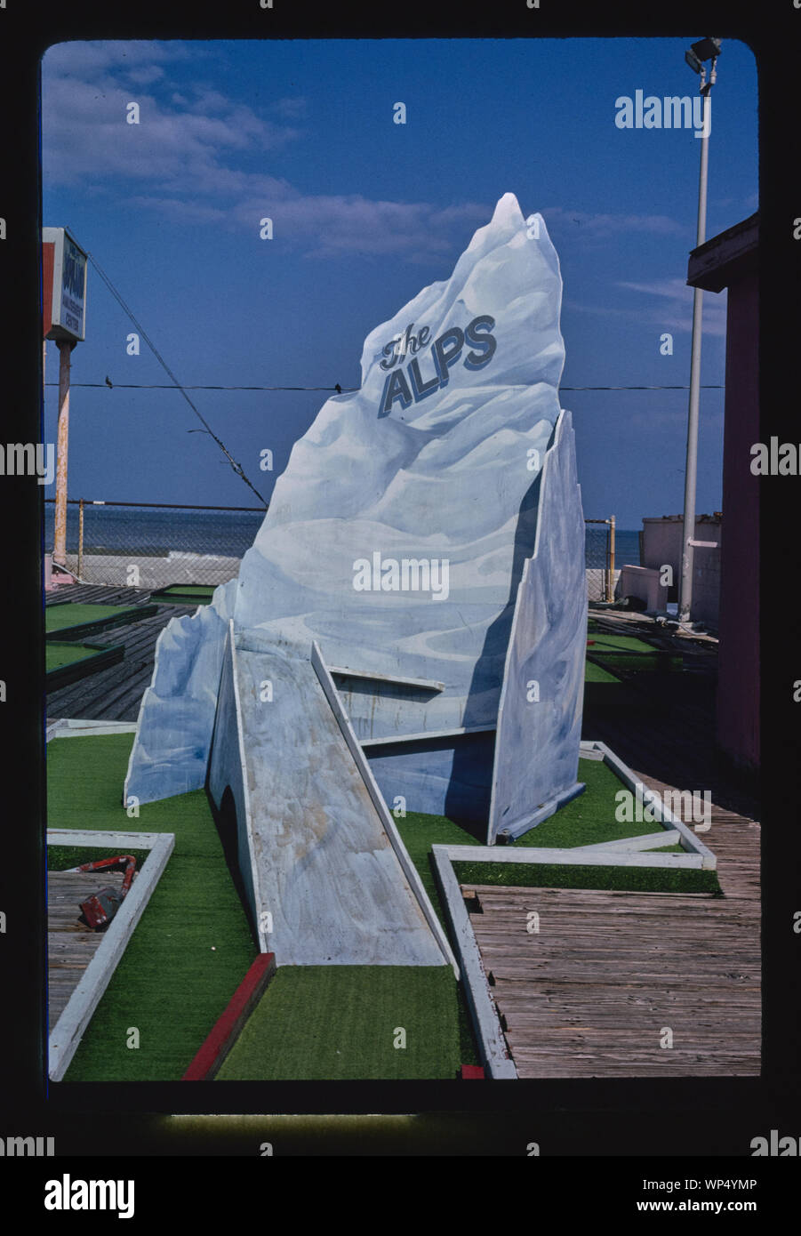 Joyland mini golf hi-res stock photography and images - Alamy