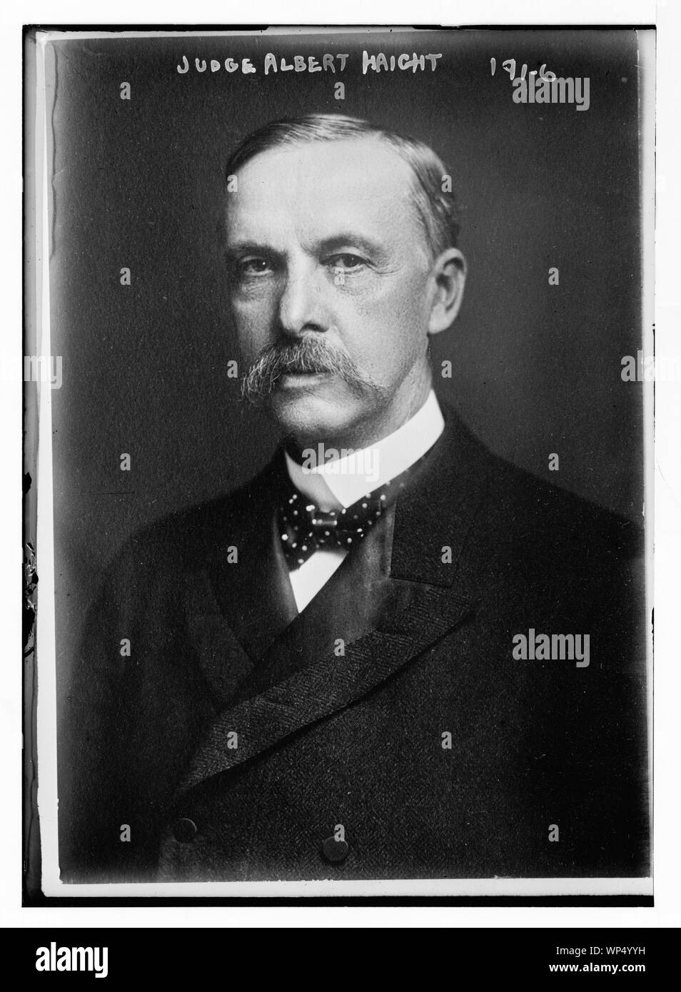 Bronze bust face Cut Out Stock Images & Pictures - Alamy