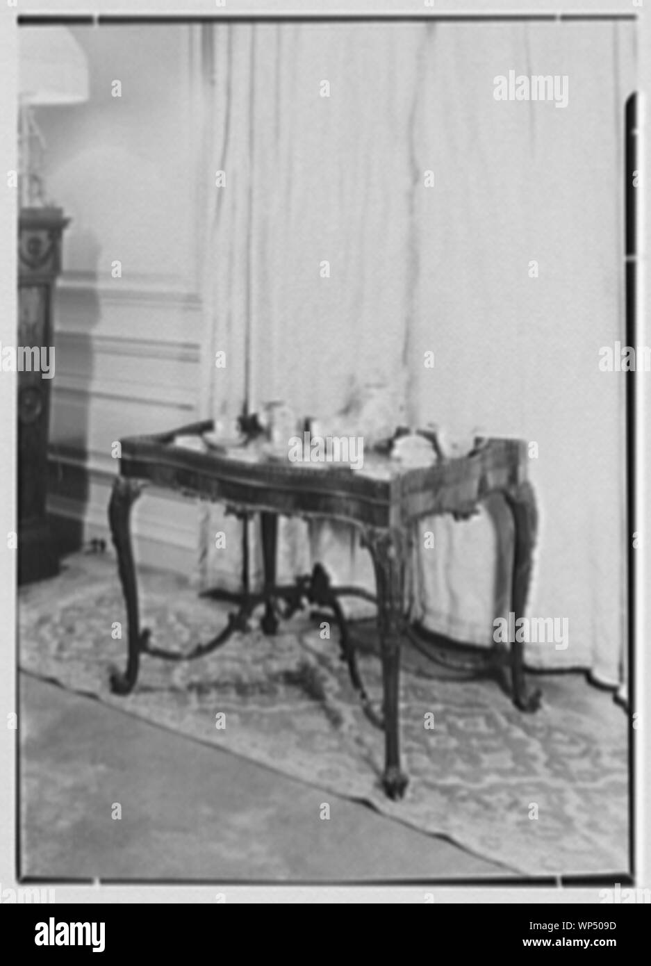 Judge irwin hi-res stock photography and images - Alamy