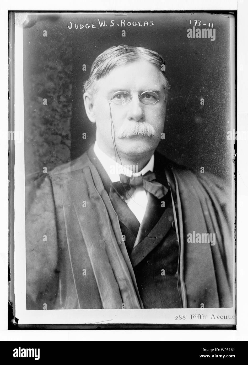 New judges portraits hi-res stock photography and images - Alamy