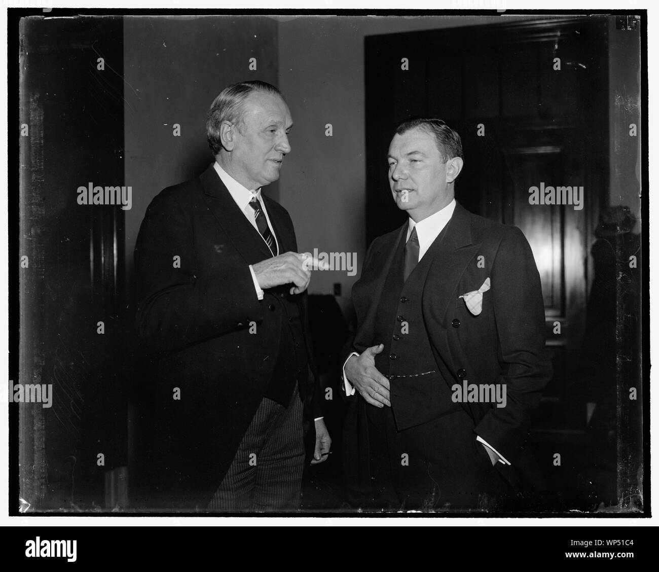 Government review process Cut Out Stock Images & Pictures - Alamy