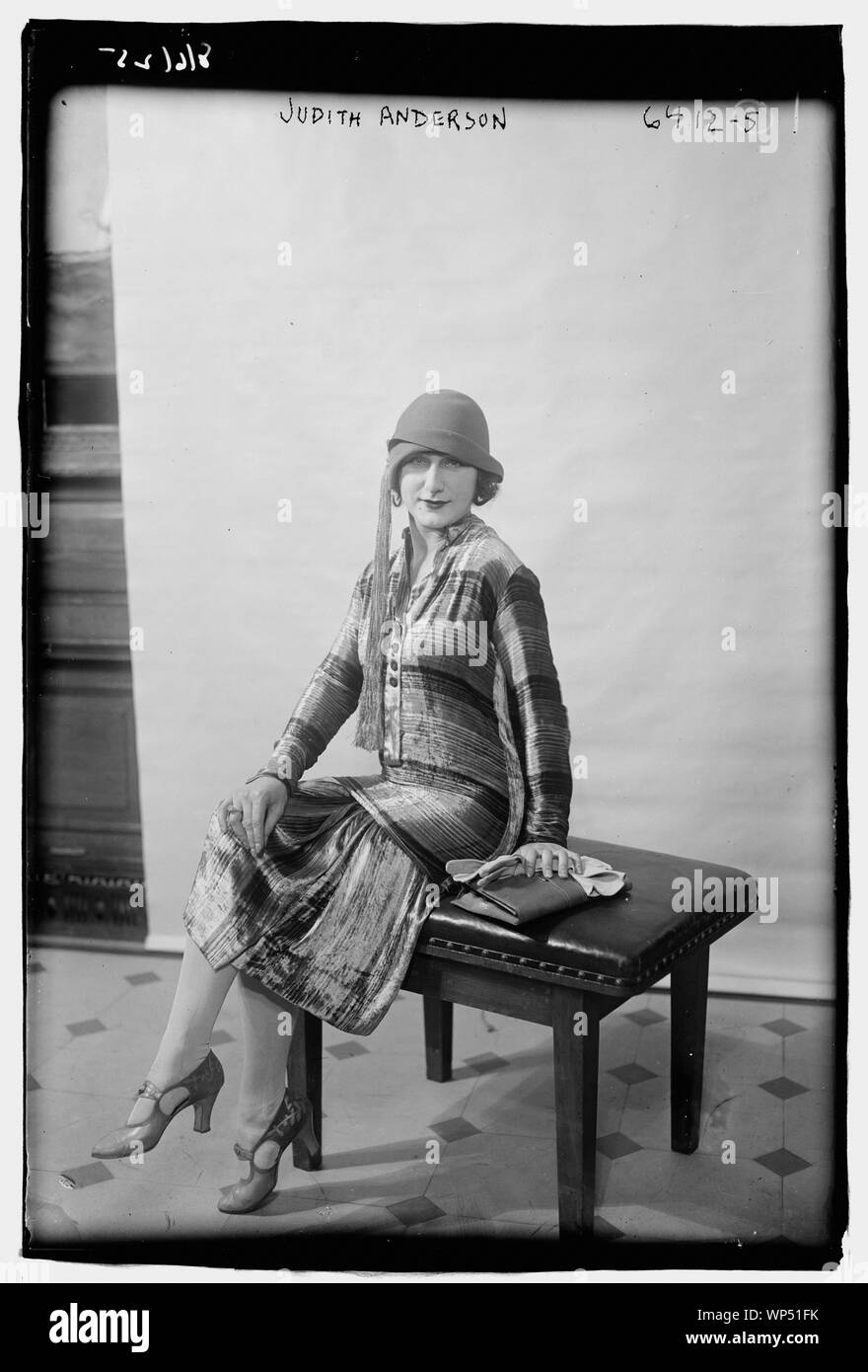 Judith anderson hi-res stock photography and images - Alamy