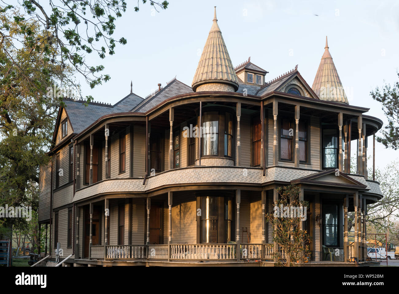 Victorian structure hi-res stock photography and images - Alamy