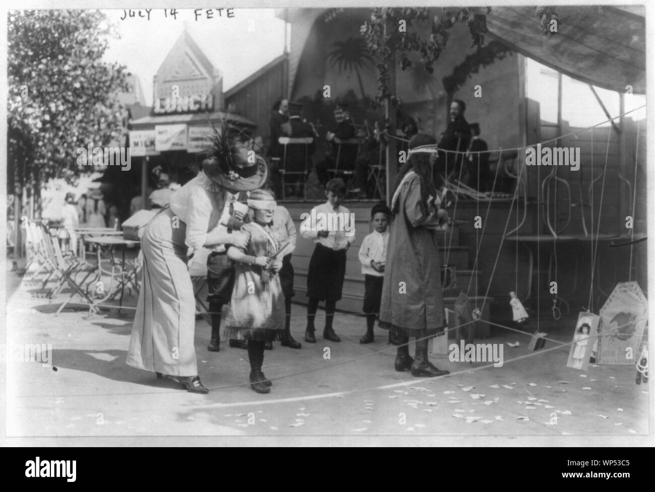 Bastille day july 14 Black and White Stock Photos & Images - Alamy