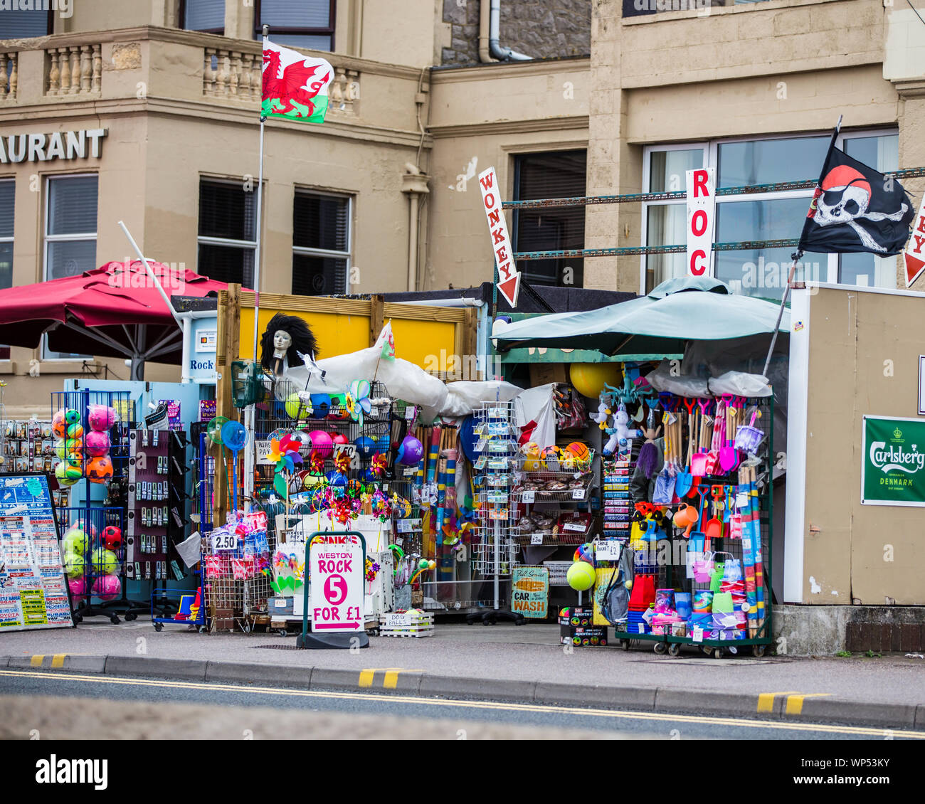 Tacky seaside hi-res stock photography and images - Alamy