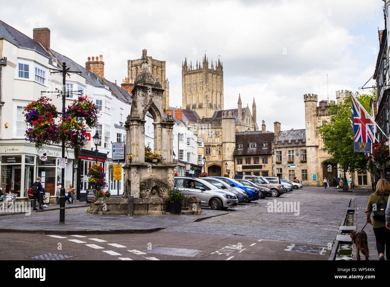 Wells town centre somerset hi-res stock photography and images - Alamy