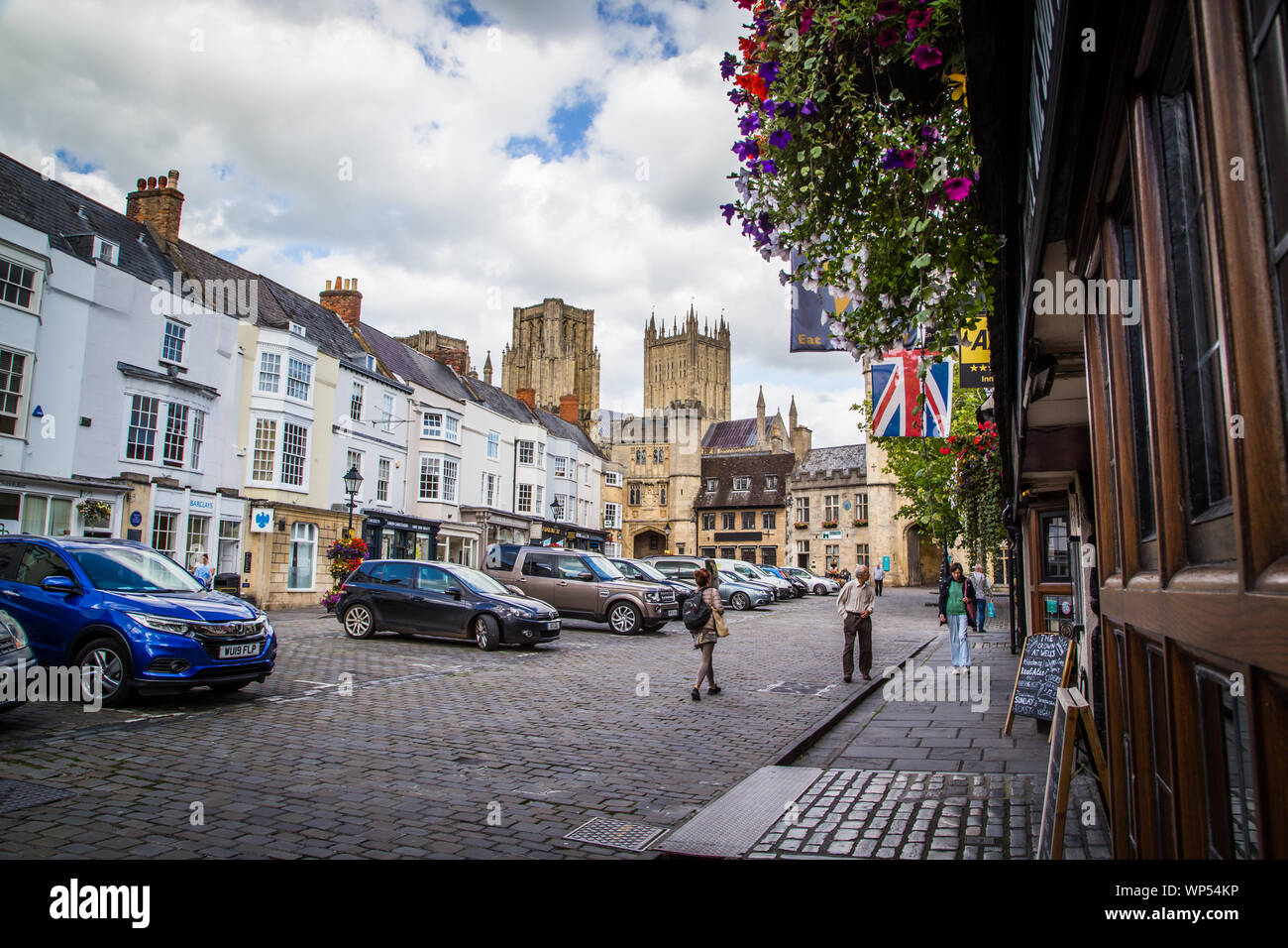 Wells town centre somerset hi-res stock photography and images - Alamy