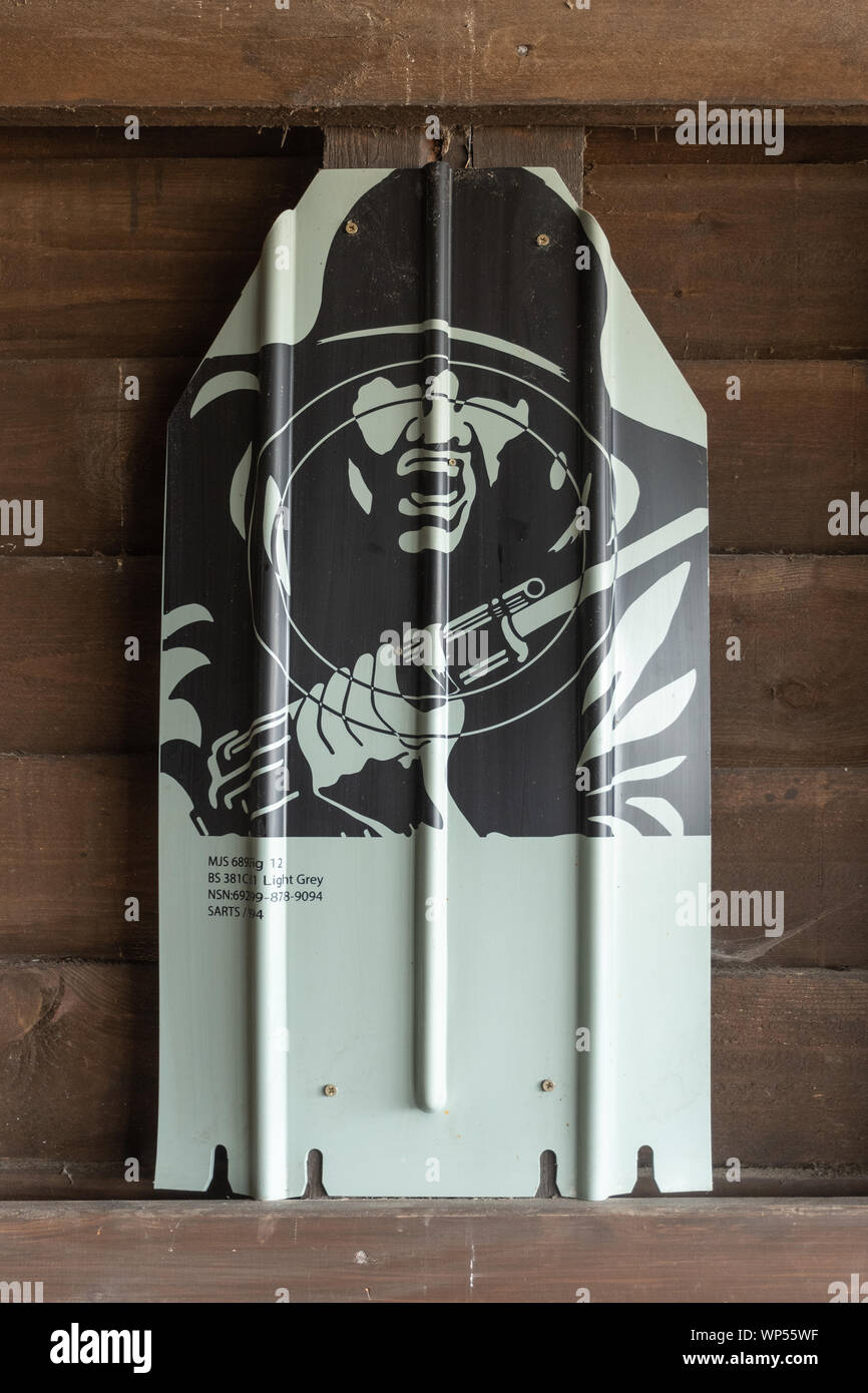 Army ranges hi-res stock photography and images - Alamy