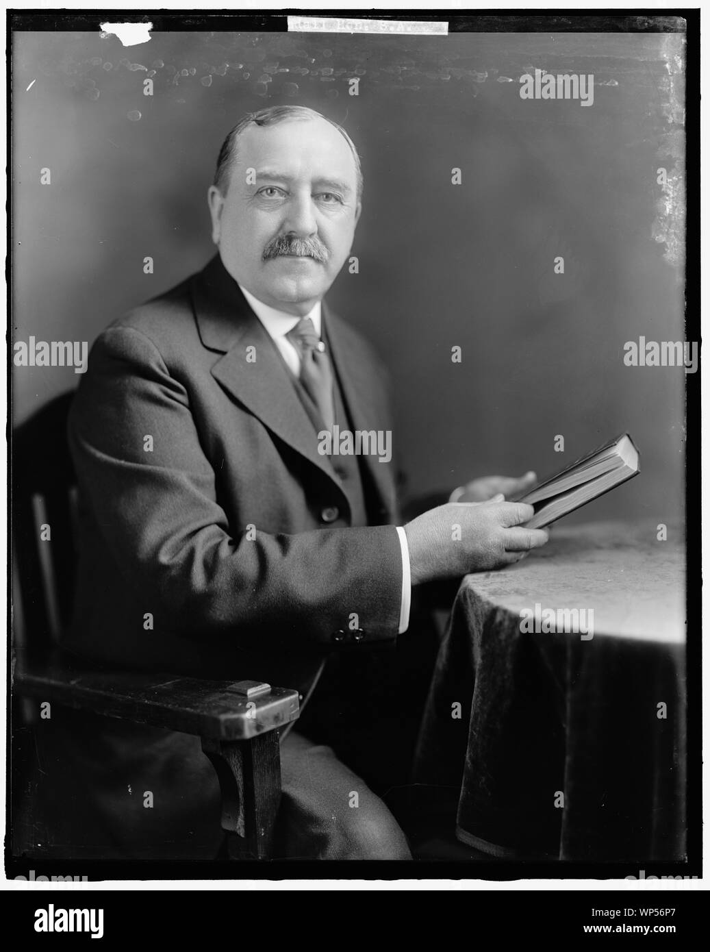 Honorable leadership Cut Out Stock Images & Pictures - Alamy