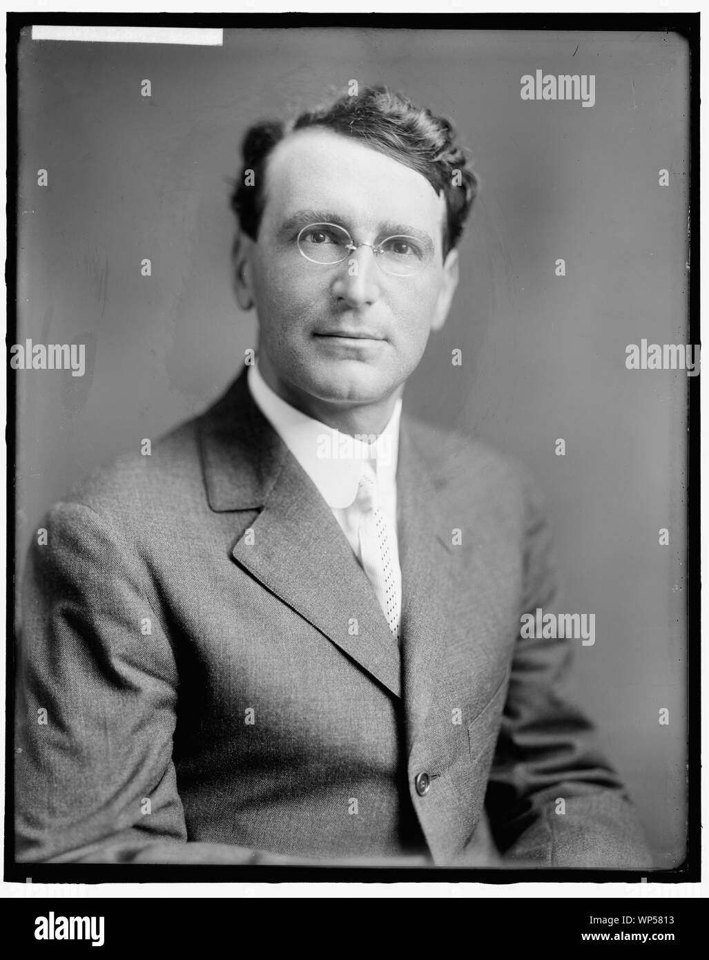 Knopf hi-res stock photography and images - Alamy