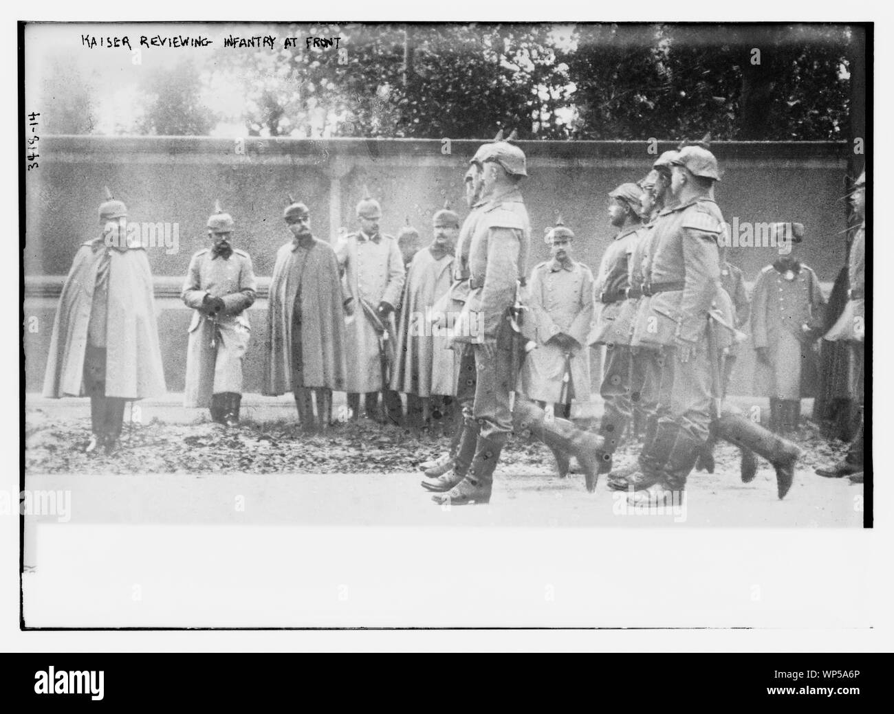 Front line inspection Black and White Stock Photos & Images - Alamy