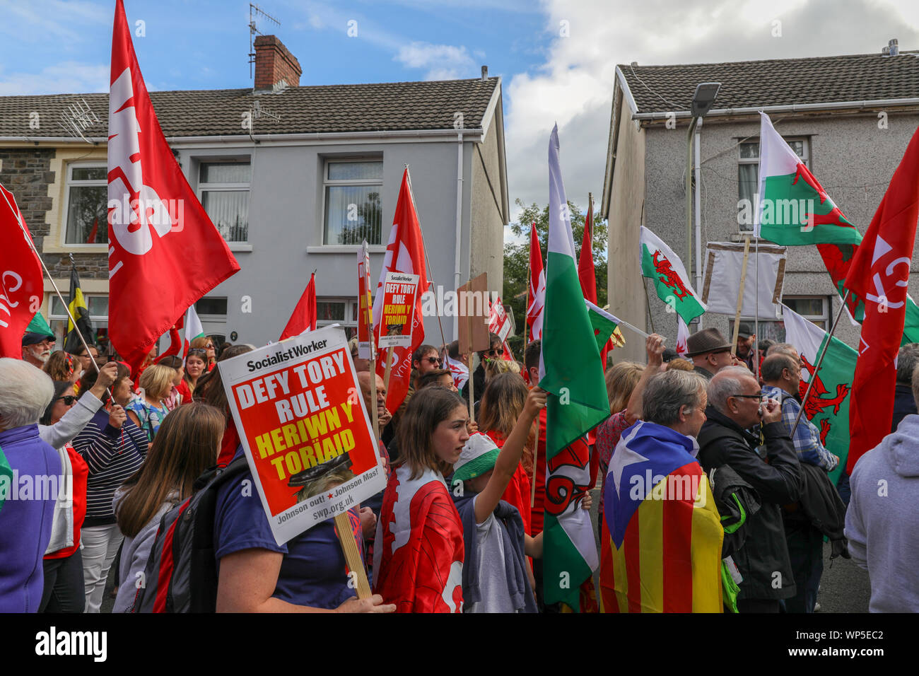 Eddie butler rugby hi-res stock photography and images - Alamy