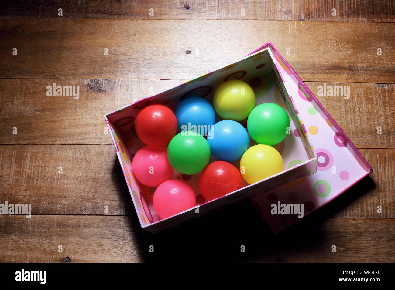 Box balls container hi-res stock photography and images - Alamy