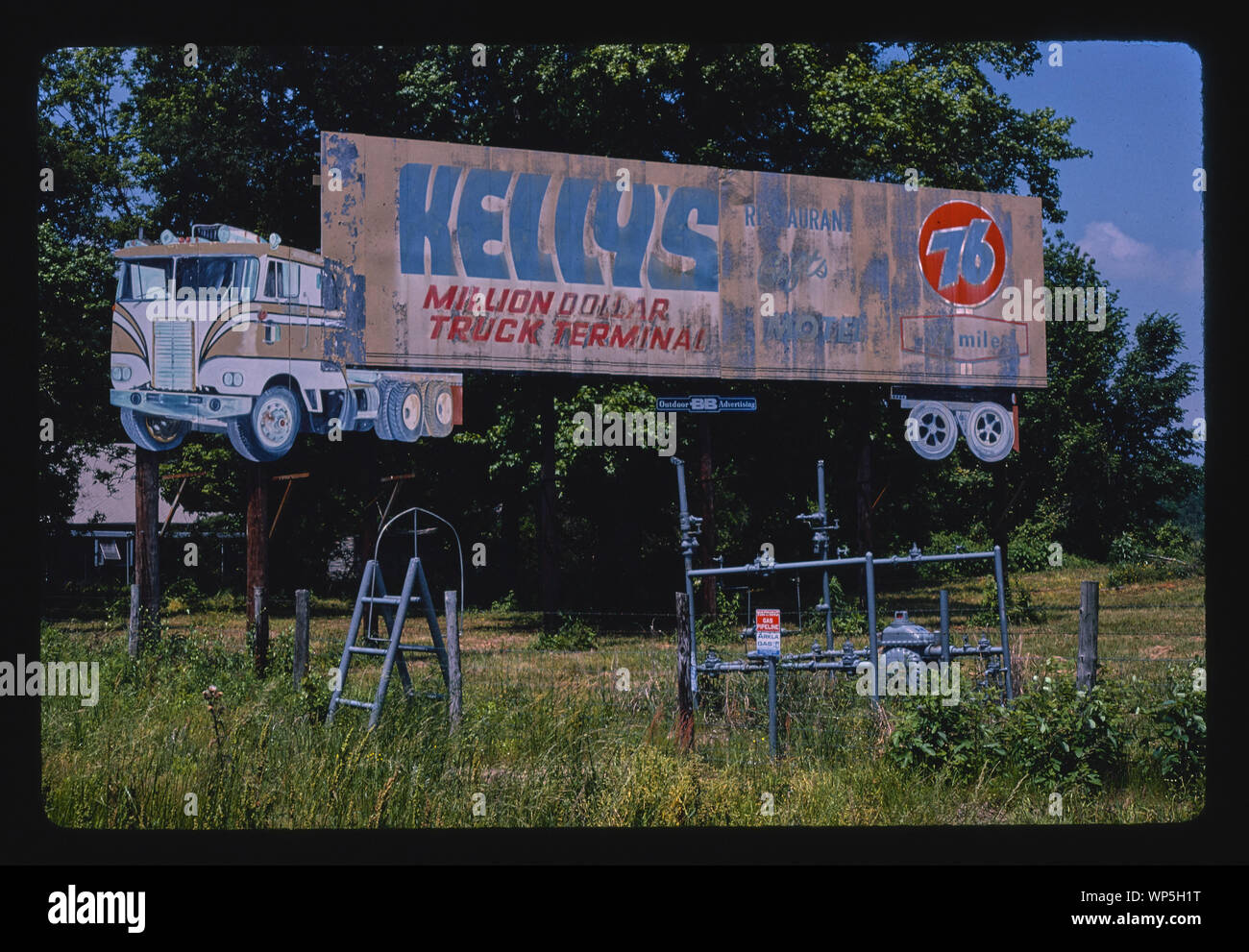Kellys truck terminal billboard hi-res stock photography and images - Alamy