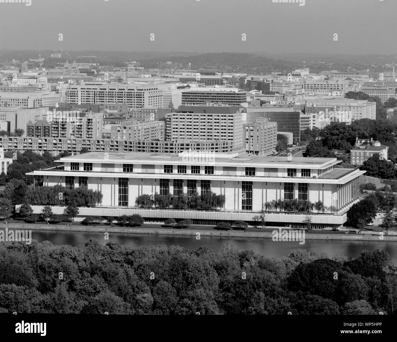 The kennedy center Black and White Stock Photos & Images - Alamy