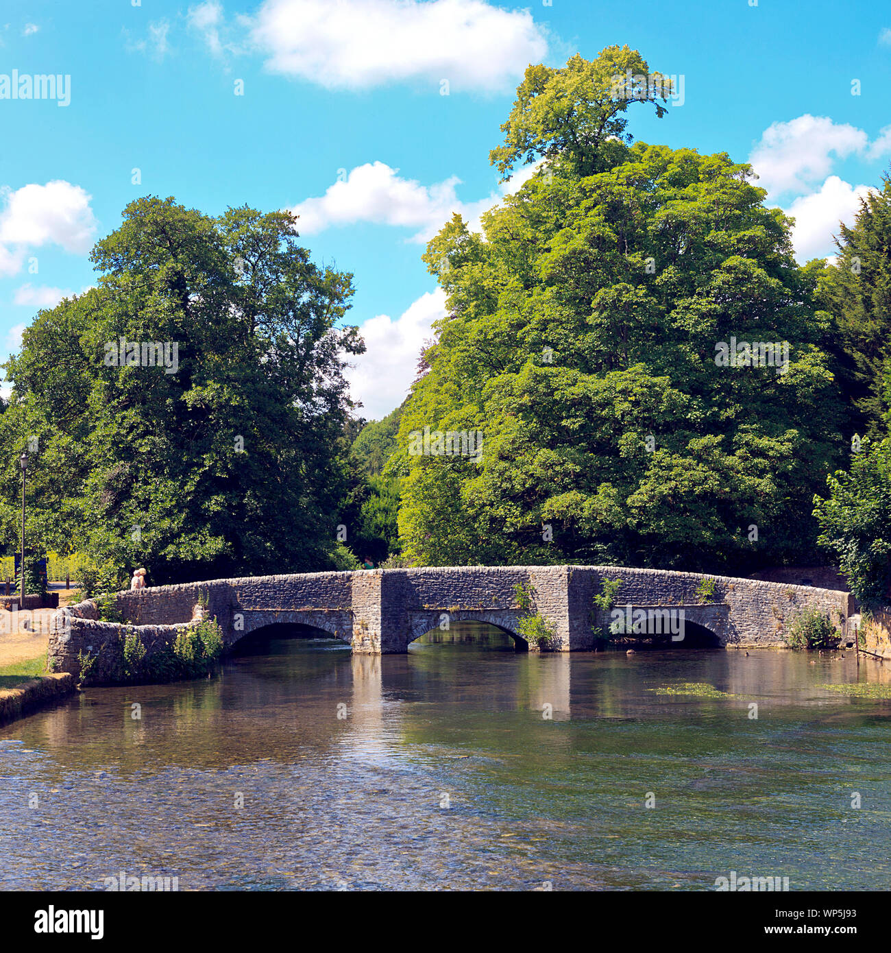 Medieval Sheepwash Bridge over the River Wye at Ashford in the Water ...