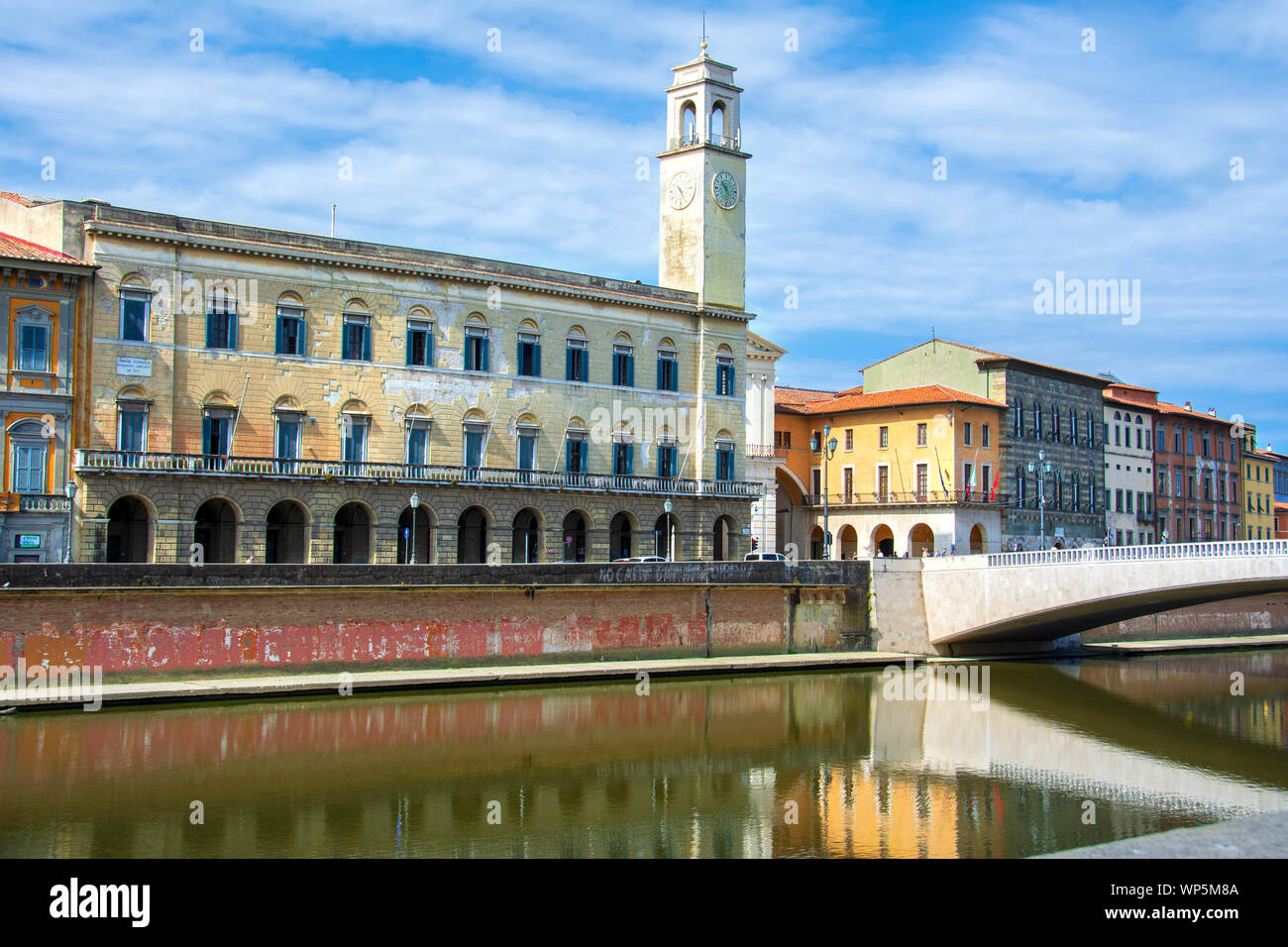 Pisa streets hi-res stock photography and images - Alamy