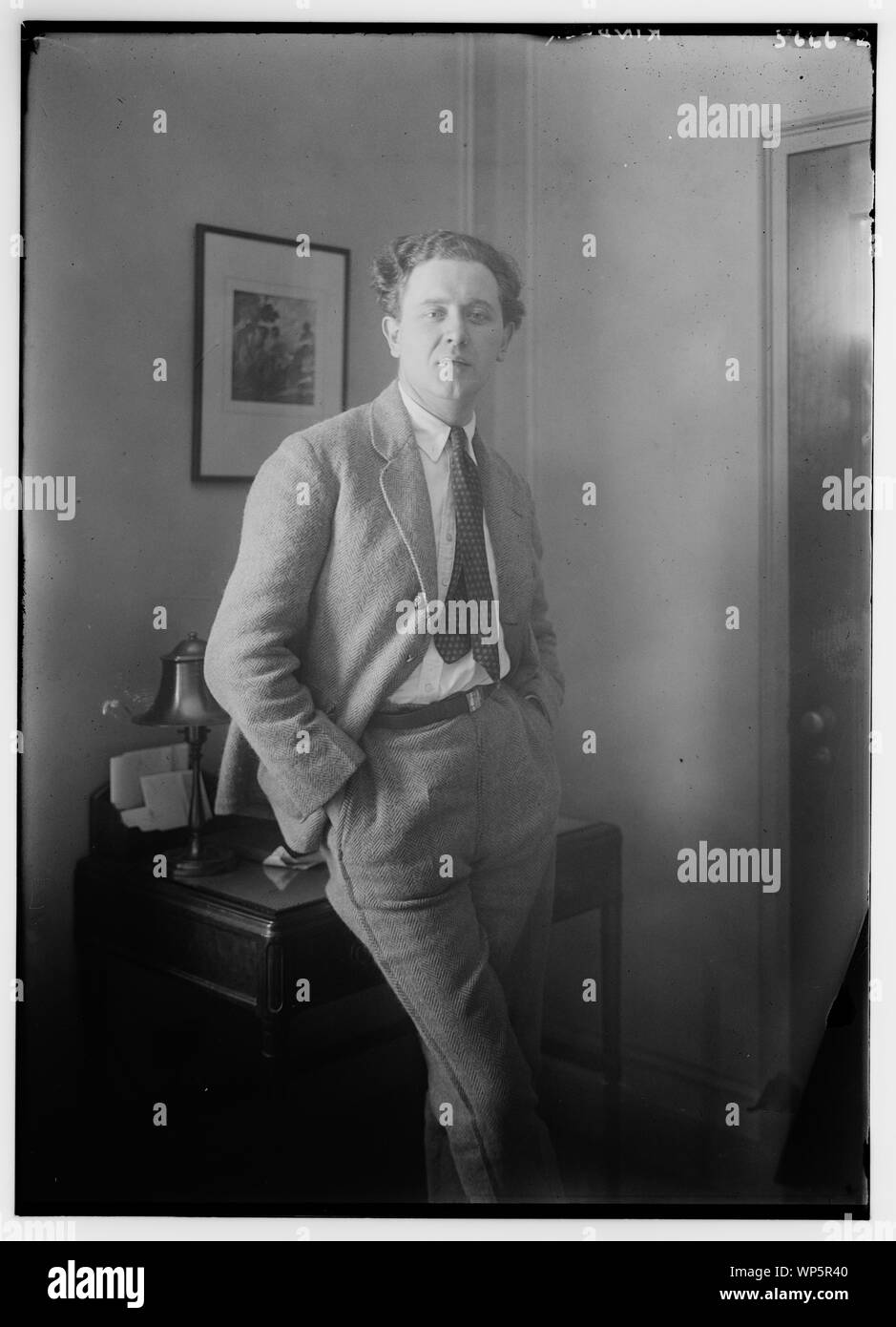 Kindler hi-res stock photography and images - Alamy