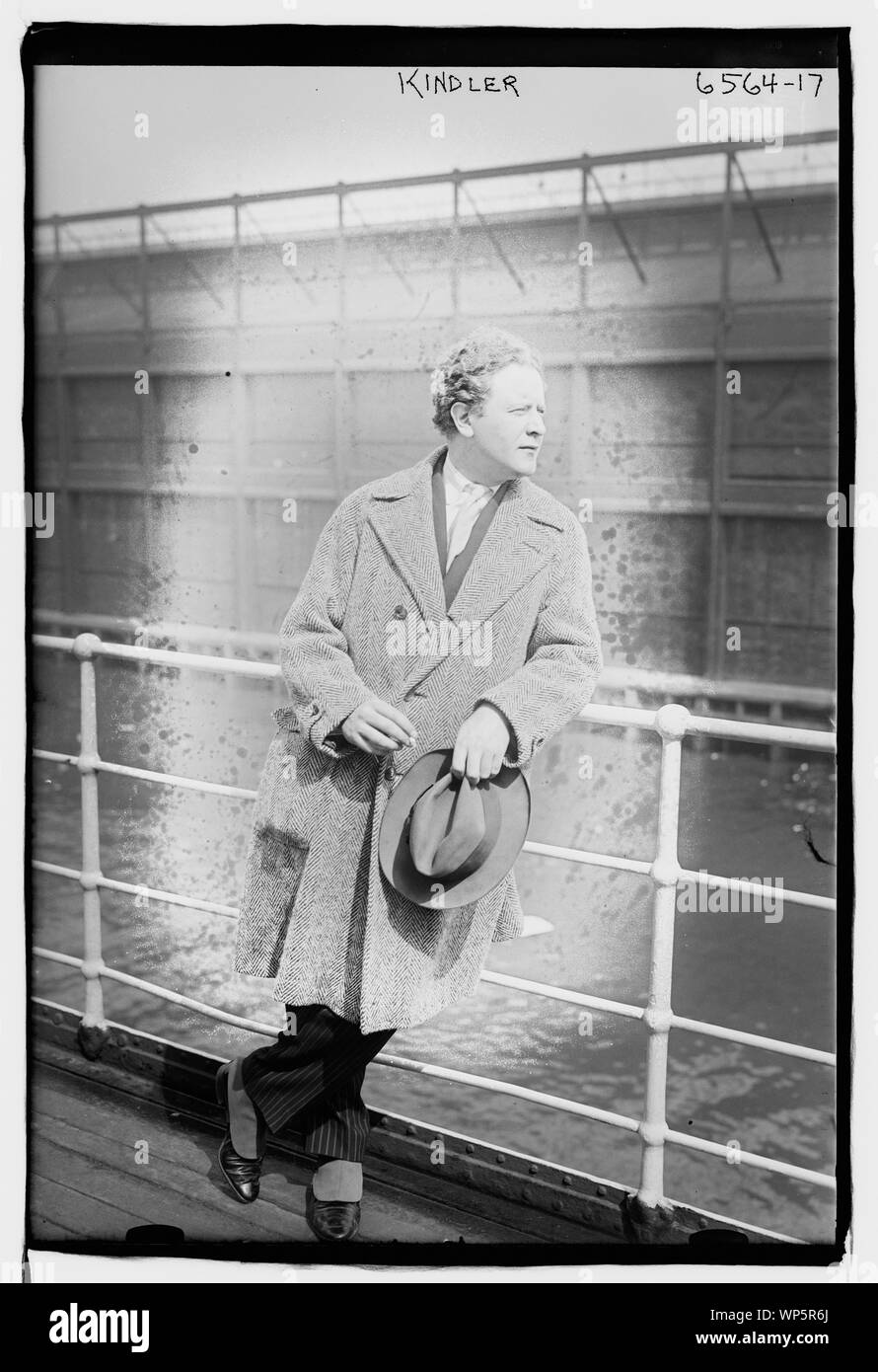 Kindler hi-res stock photography and images - Alamy