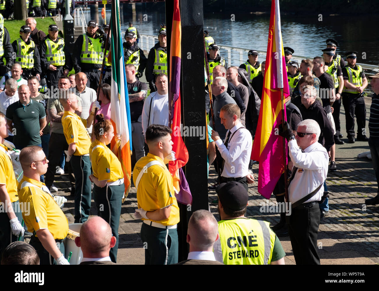 Scottish loyalists hi-res stock photography and images - Alamy