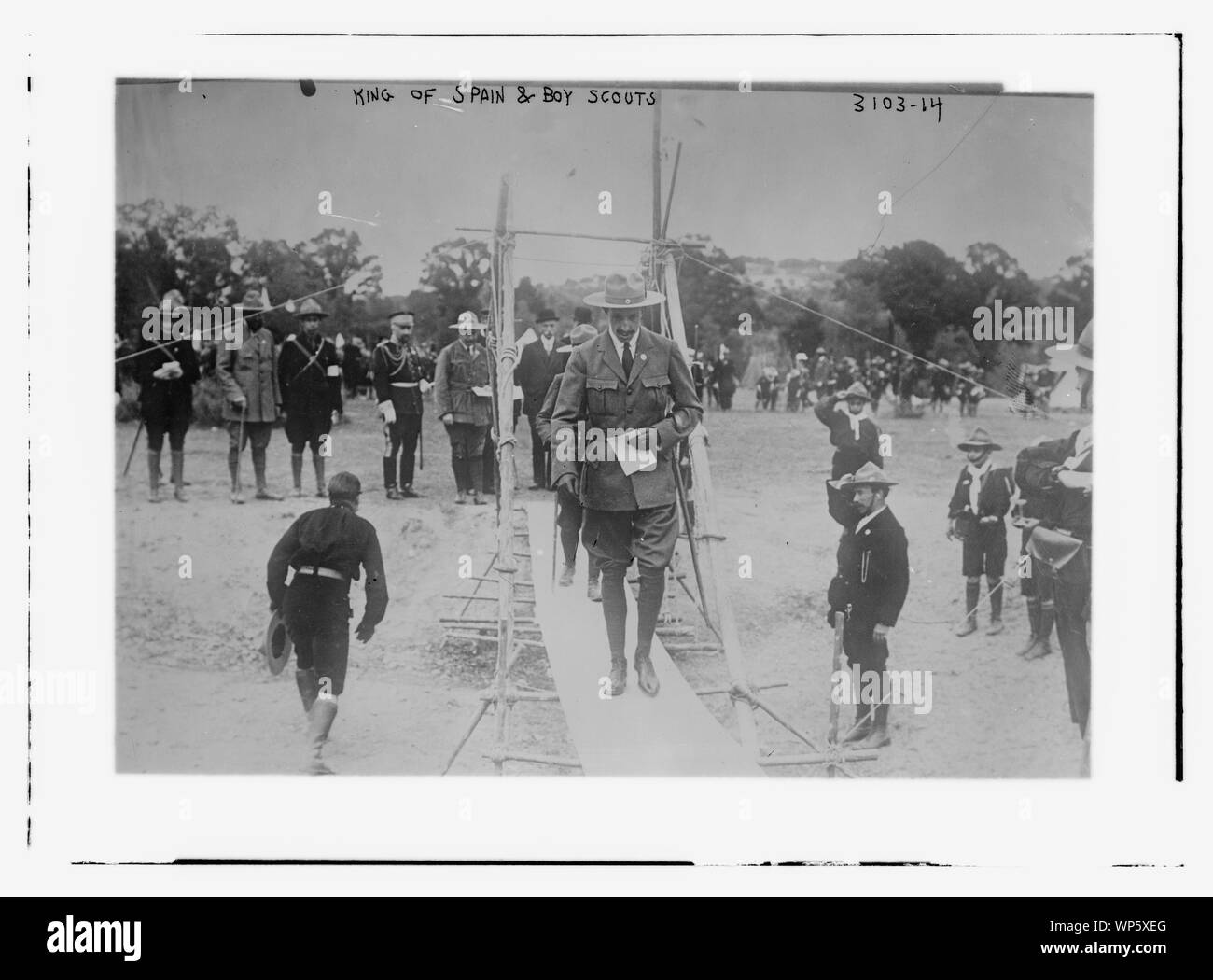 Boy scouts spain hi-res stock photography and images - Alamy