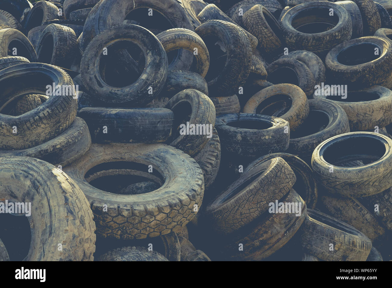 Old tyre texture background hi-res stock photography and images - Alamy