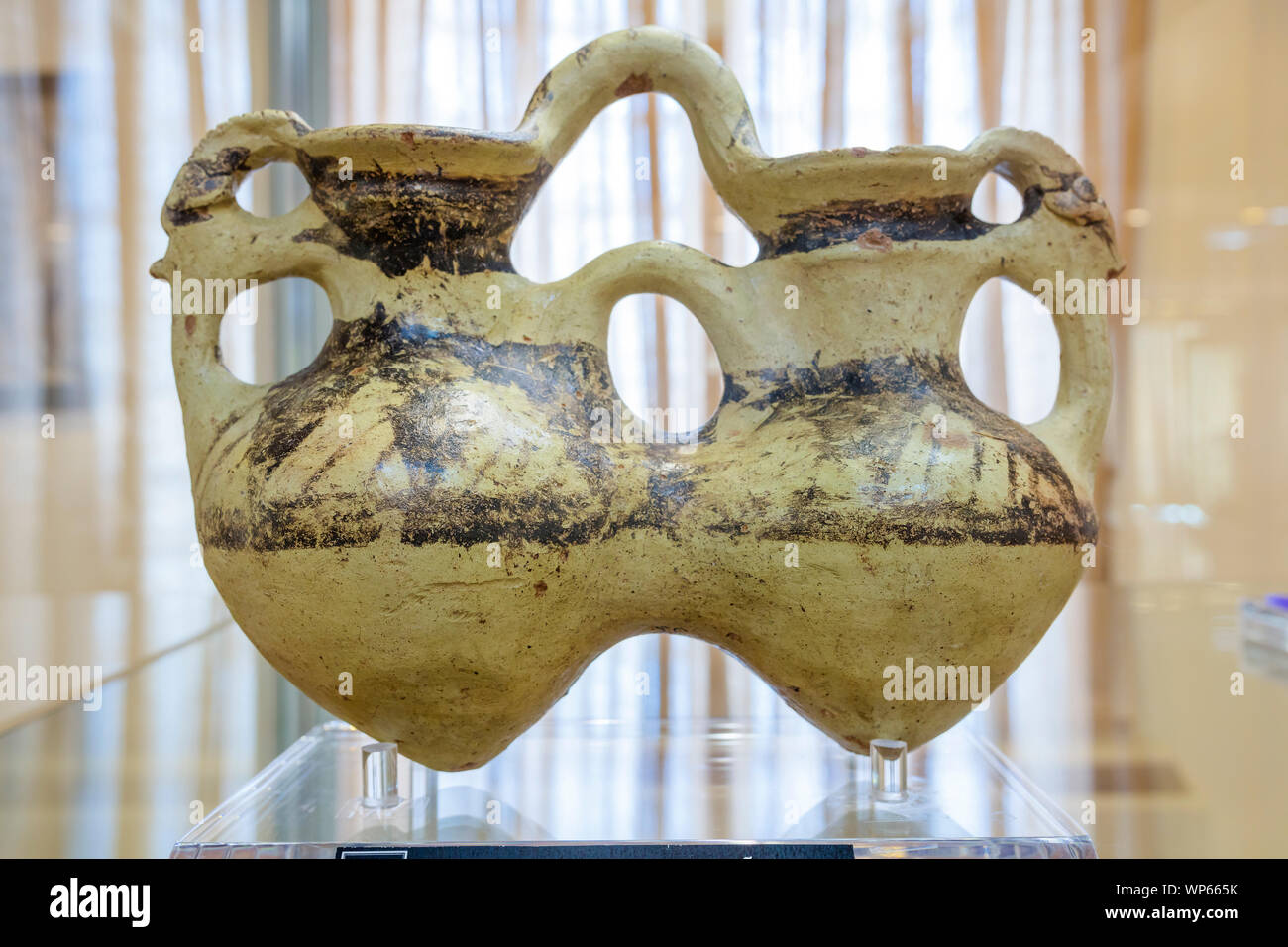 Pottery vessel, Parthian, Ardabil, Azerbaijan Museum, Tabriz, East ...