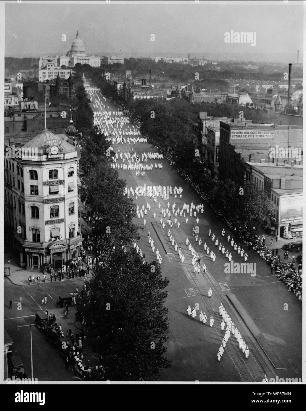 Ku Klux Klan parade, Washington, D.C., Sept. 13, 1926; Bird's-eye view ...