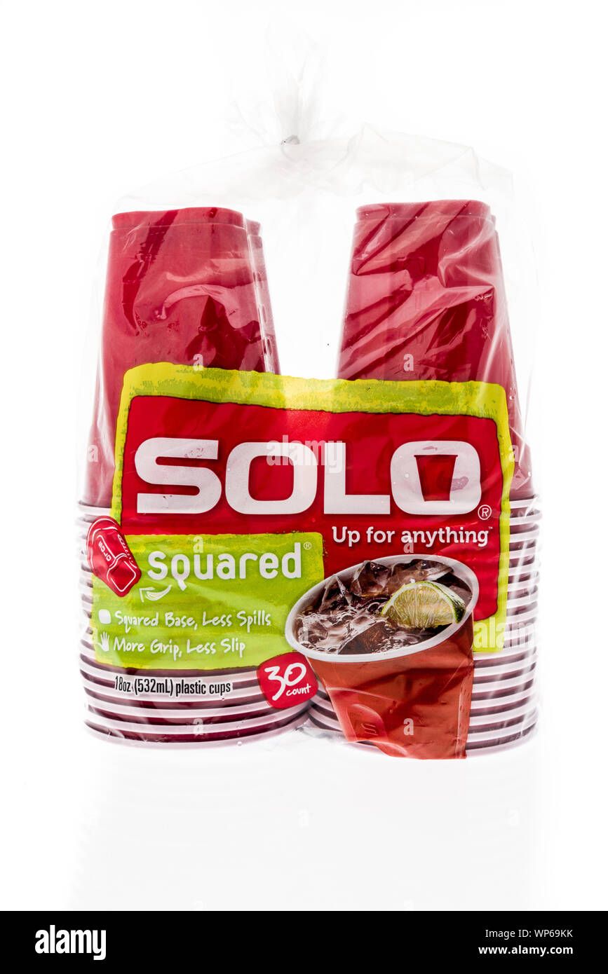 Solo squared cups hi-res stock photography and images - Alamy