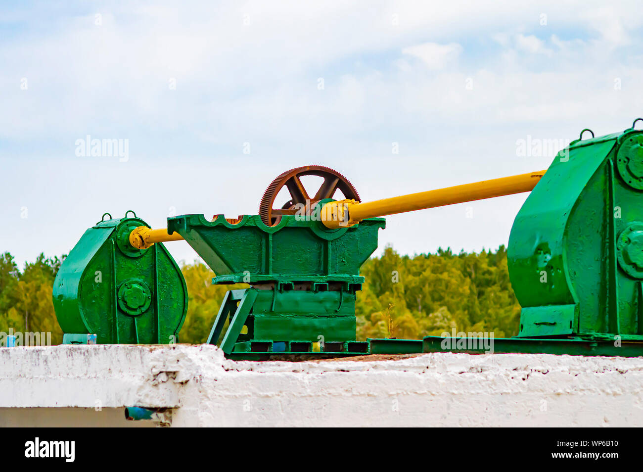 Lifting Gears High Resolution Stock Photography and Images - Alamy