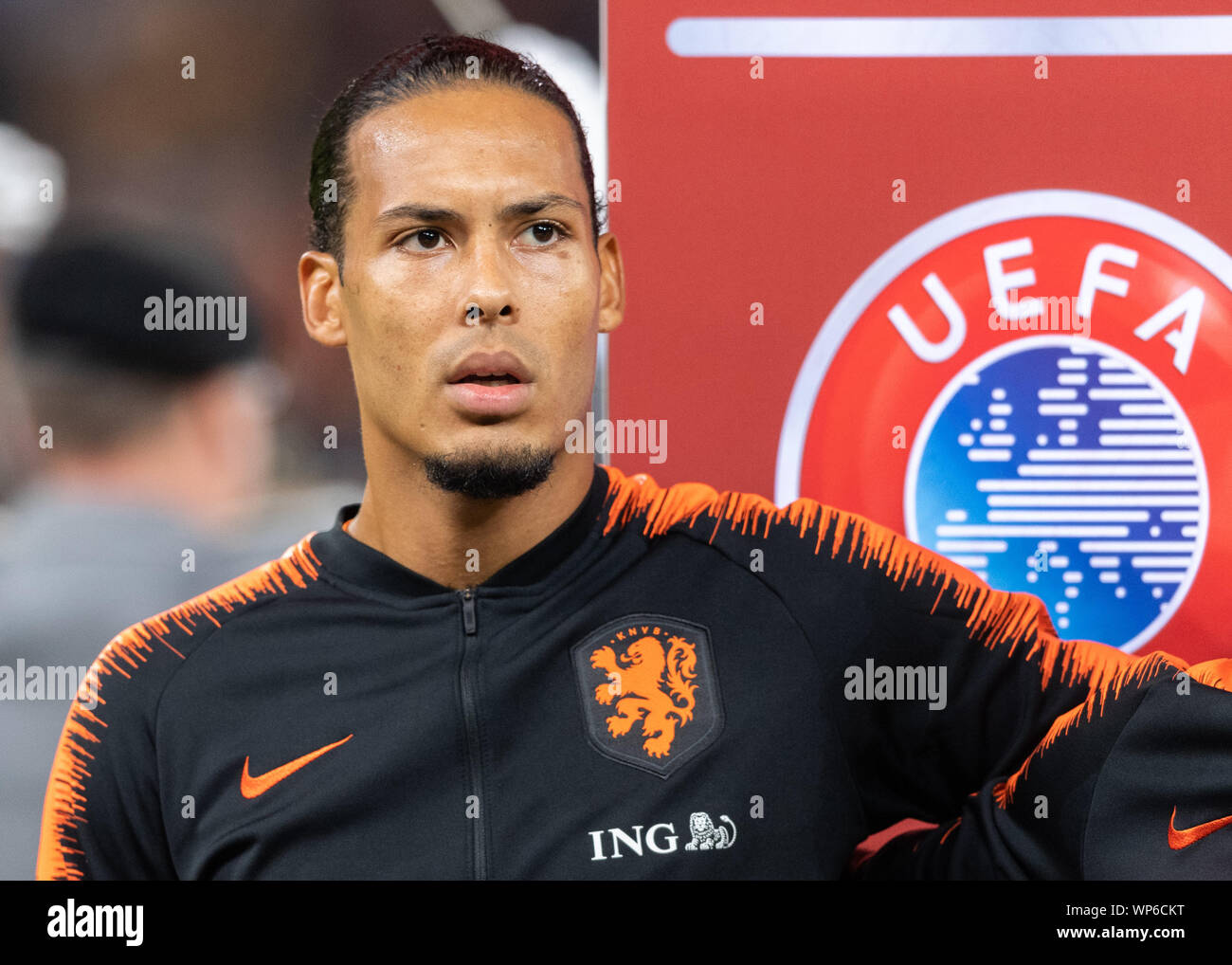 Virgil van dijk portrait hi-res stock photography and images - Alamy