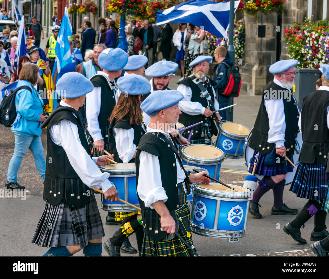 Perth scotland city centre hi-res stock photography and images - Alamy