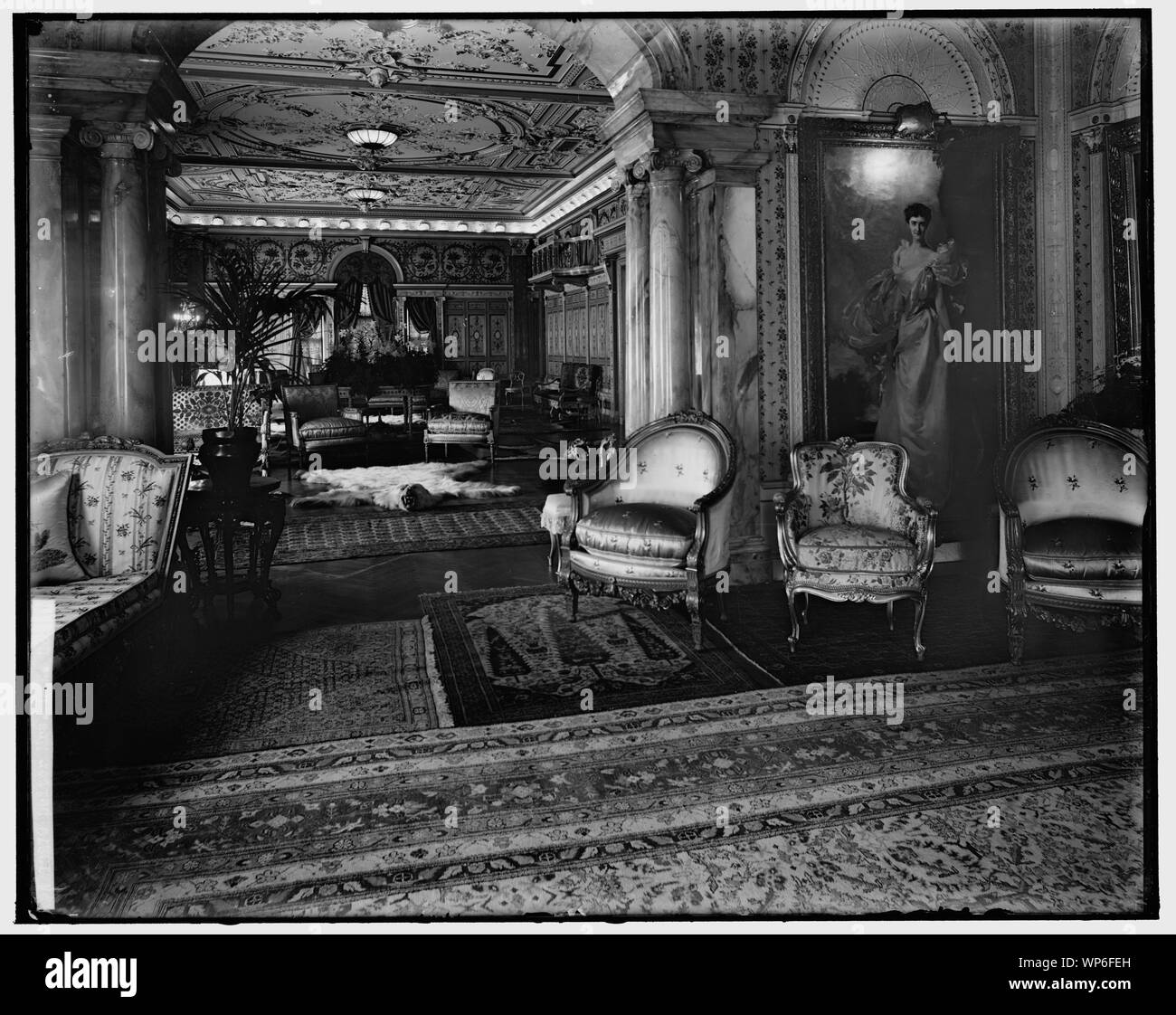 LEITER, L.Z., MRS. HOUSE, INTERIOR Stock Photo - Alamy