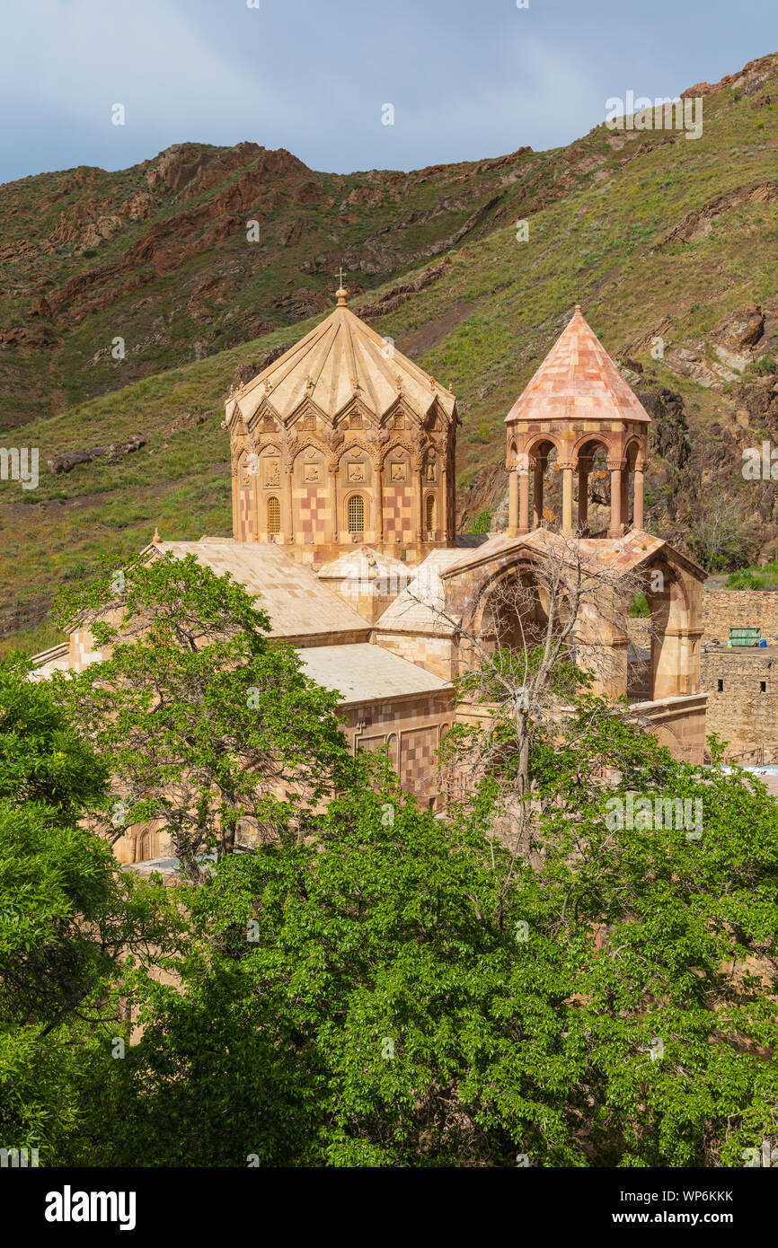 Monastery of saint stepanos hi-res stock photography and images - Alamy
