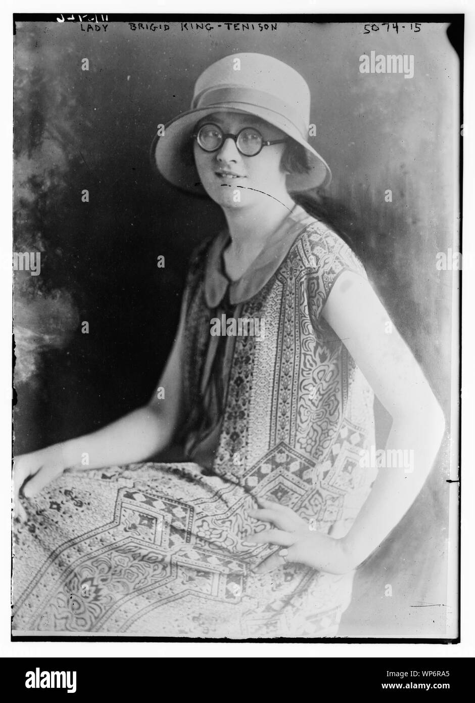 Lady king Black and White Stock Photos & Images - Alamy