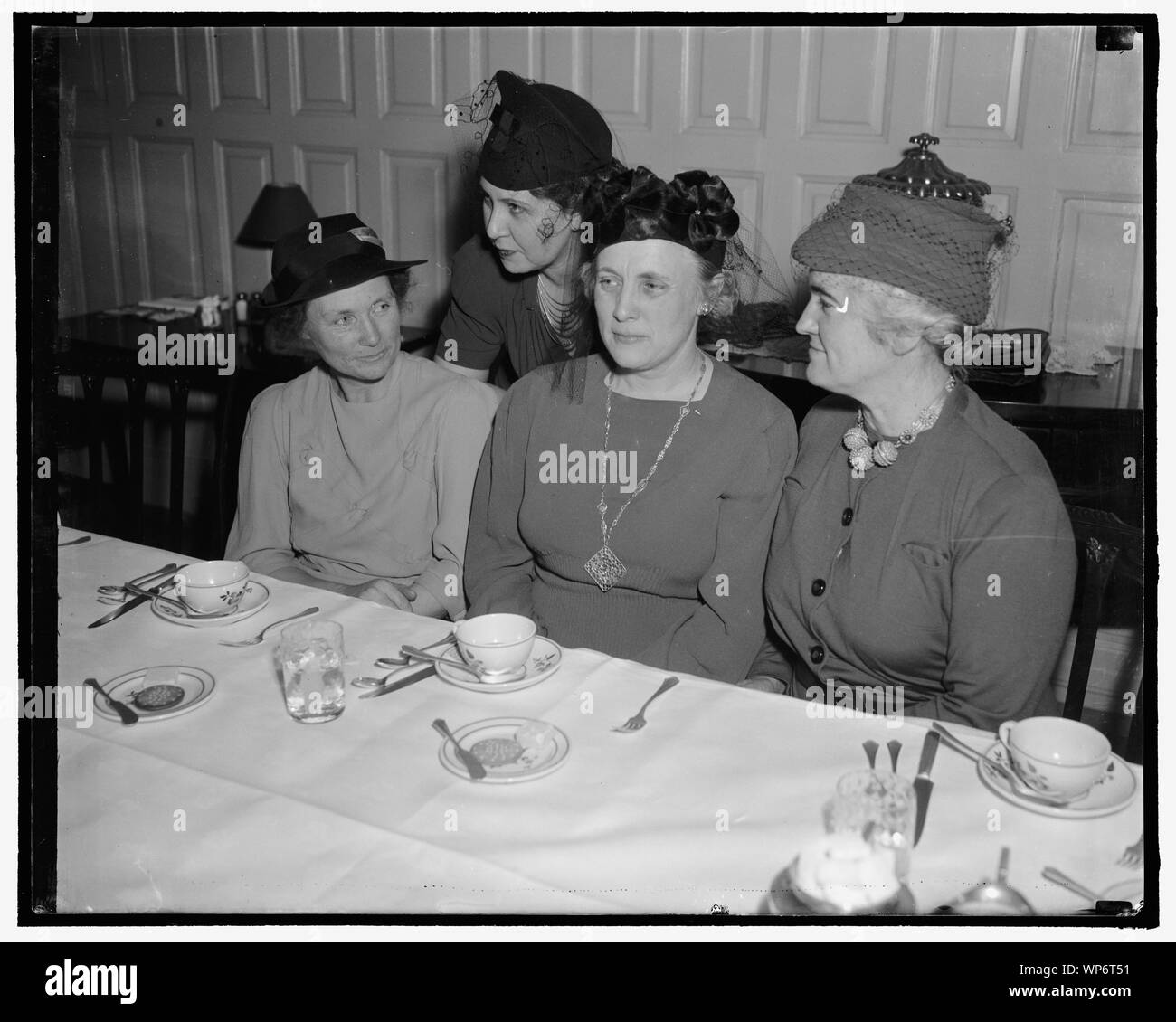 Lady Lighton(?), Mrs. John Donaldson, Mrs. Robert Ollsen, Mrs ...