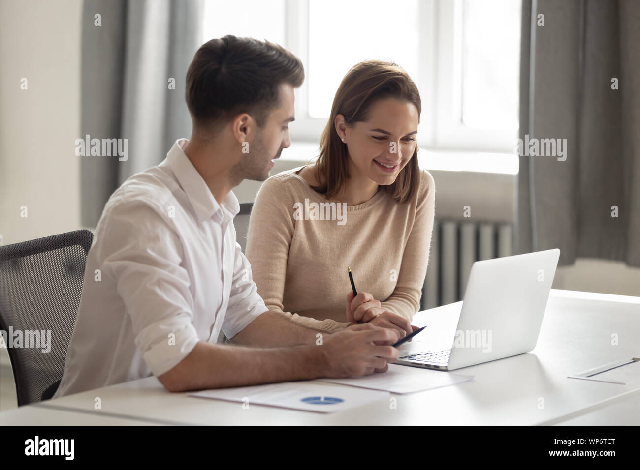 Brainstorming software hi-res stock photography and images - Alamy