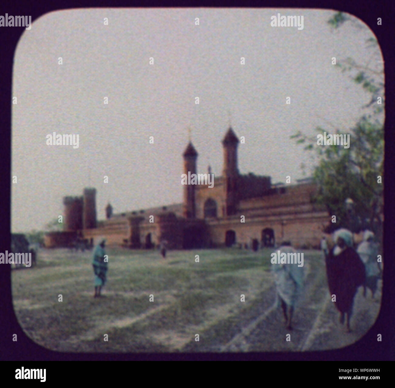 Lahore railway station hi-res stock photography and images - Alamy