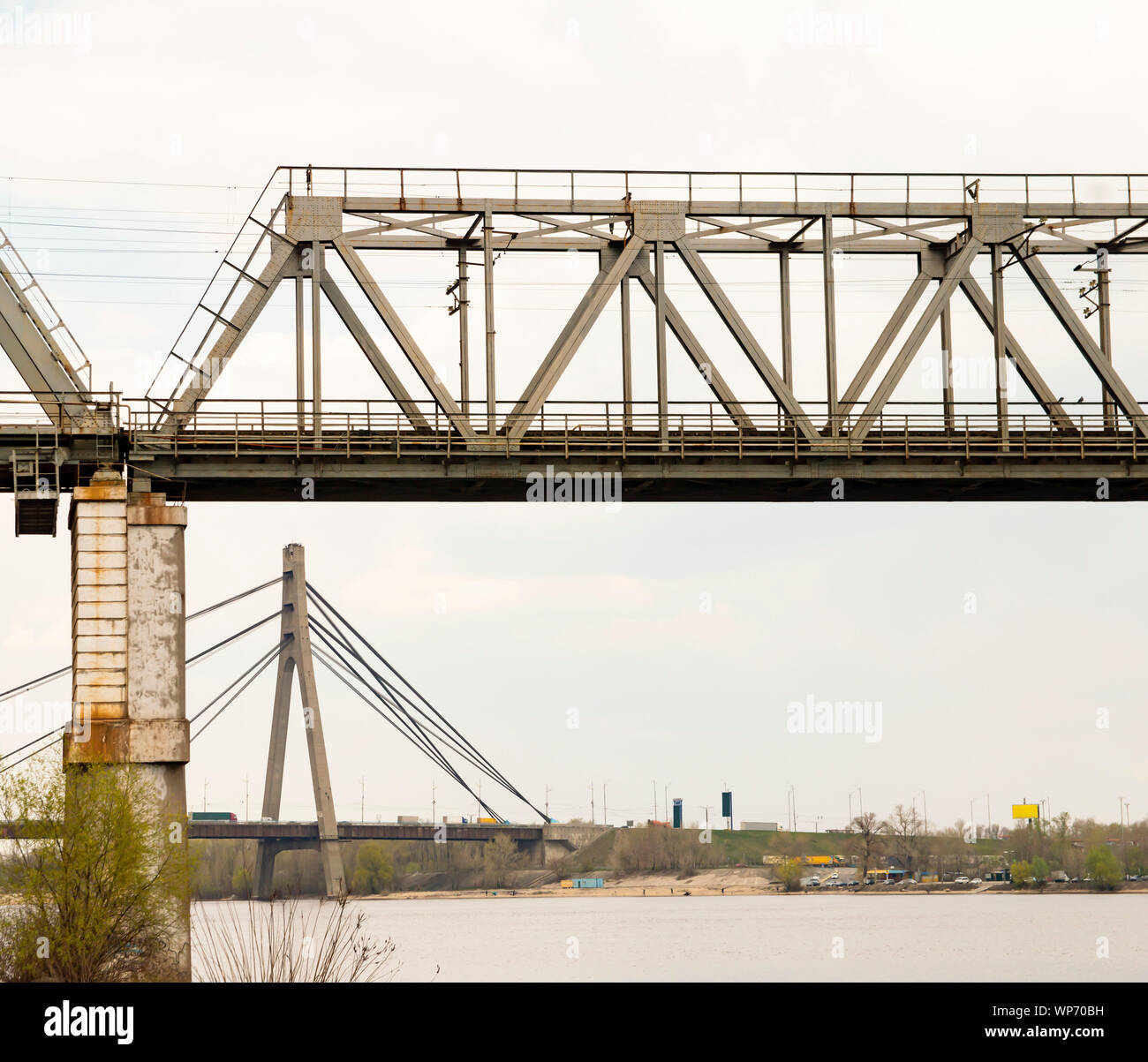 Railway bridge on the Dnieper River in Kiev Ukraine Stock Photo - Alamy