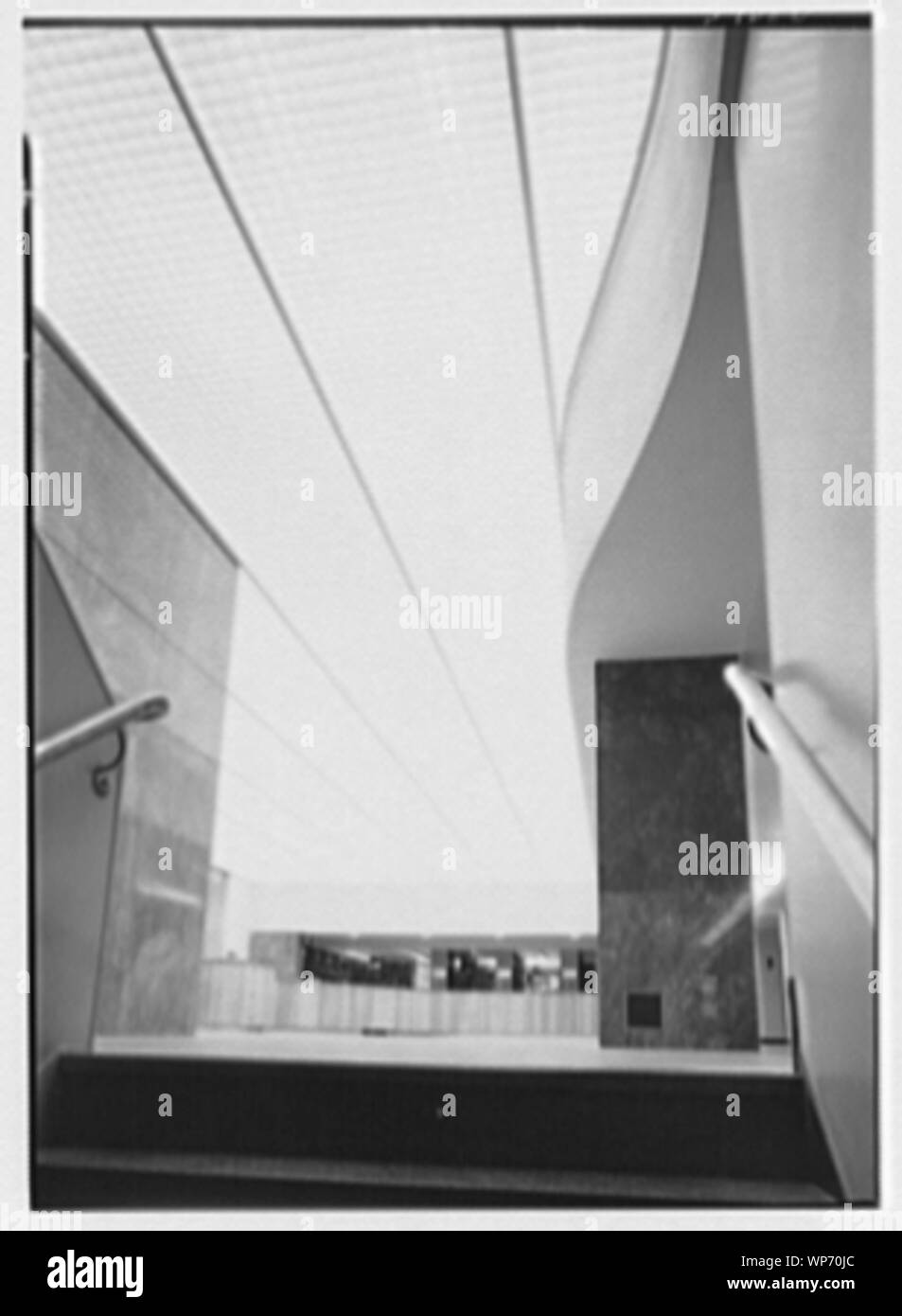 Harvard university lamont library hi-res stock photography and images ...