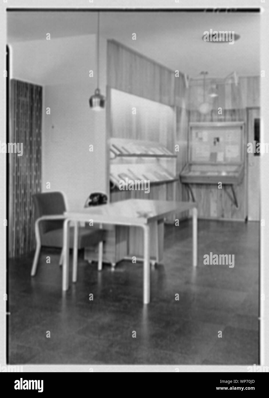 Harvard university lamont library hi-res stock photography and images ...