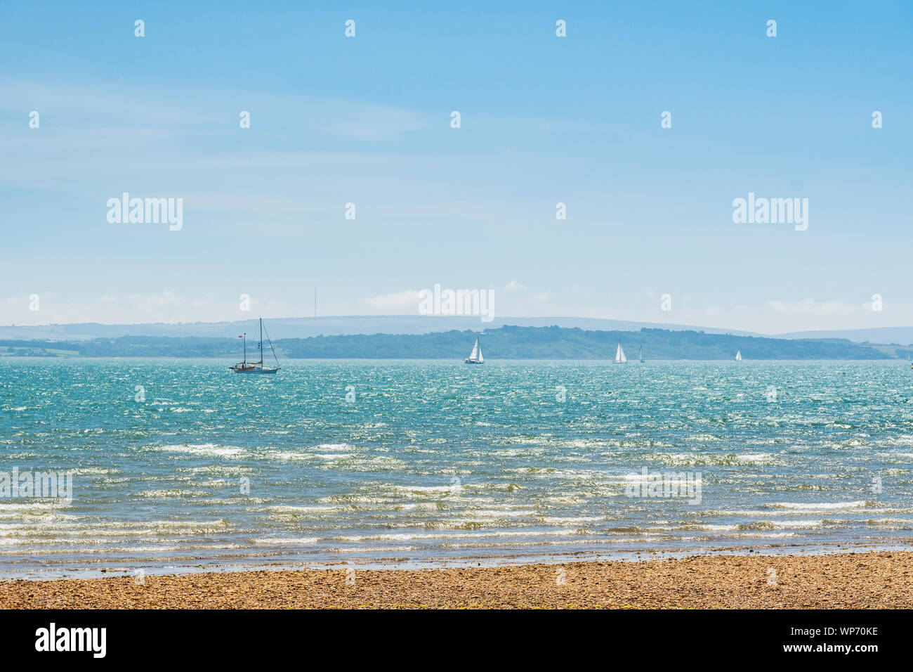 Isle of wight sail boats hi-res stock photography and images - Alamy
