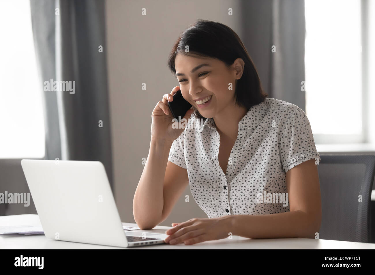 Saleswoman satisfied hi-res stock photography and images - Alamy