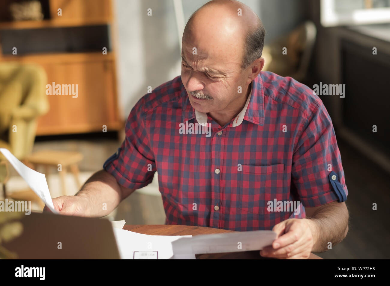 Invest for old age hi-res stock photography and images - Alamy