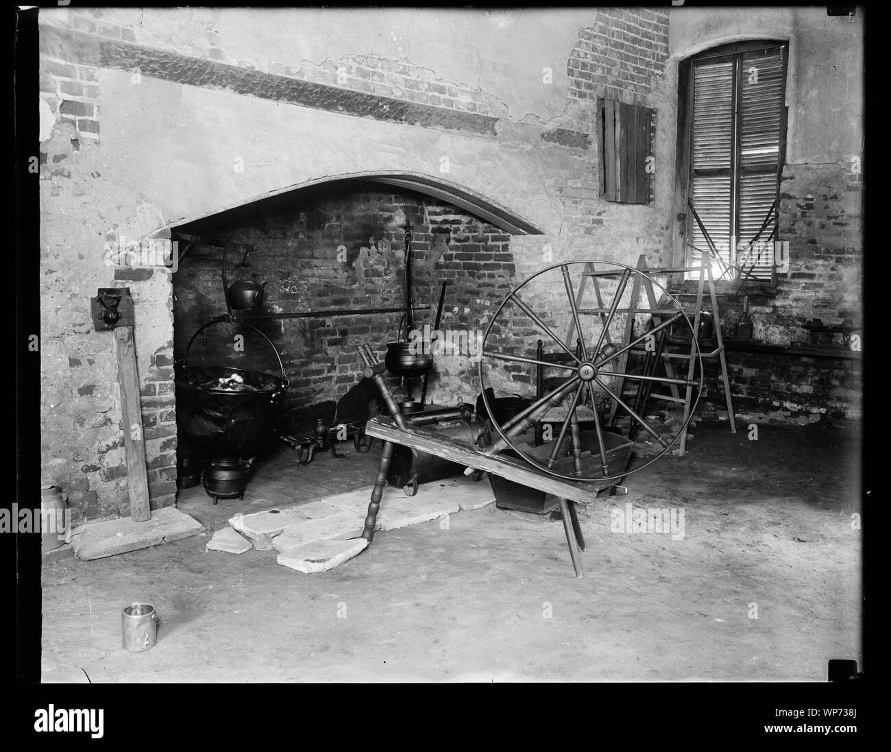 Colonial wheel Black and White Stock Photos & Images - Alamy